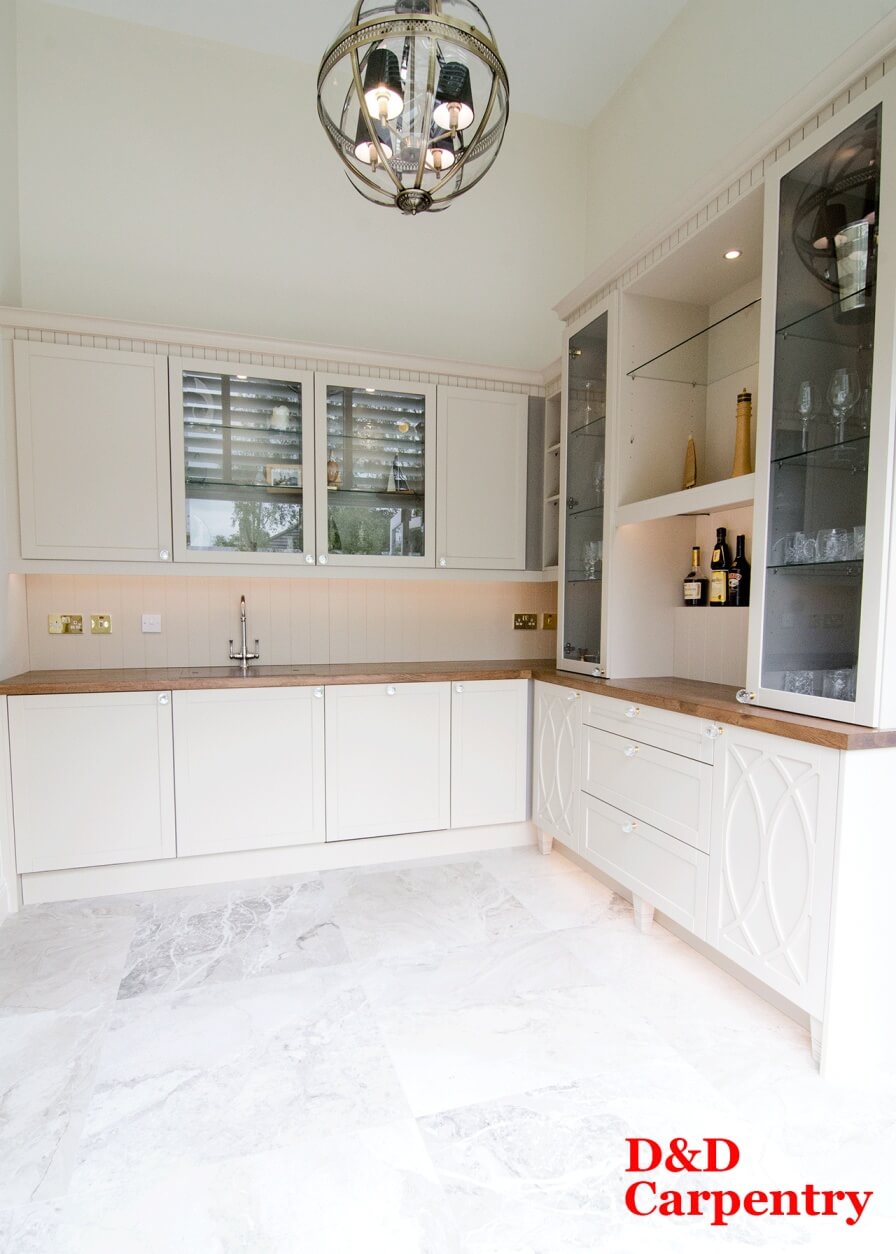 Bespoke Kitchenette with a Drinking Bar - Bespoke Kitchens Ireland ...